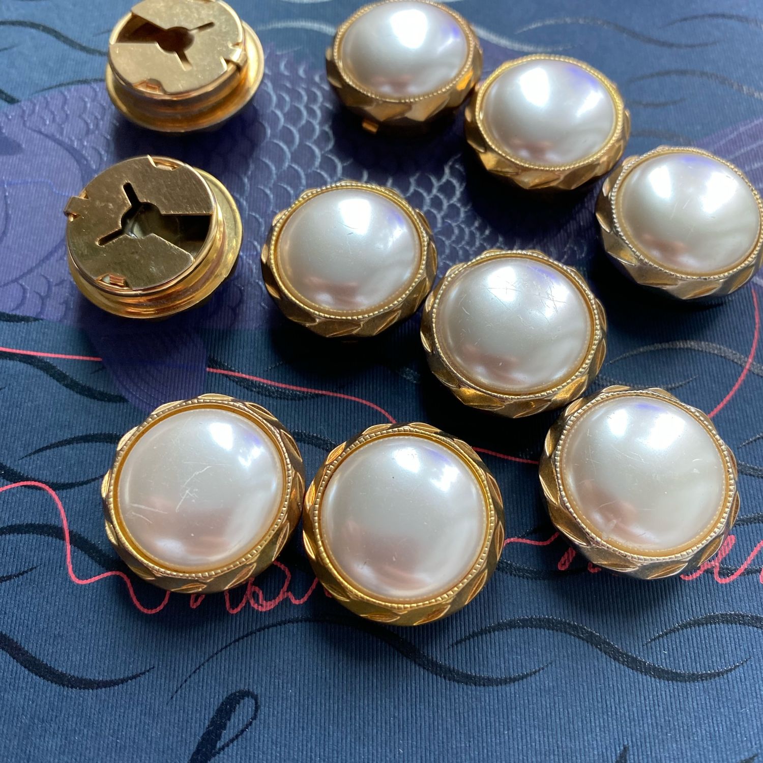 Винтаж: Винтажные накладки на пуговицы купить в интернет-магазине ...