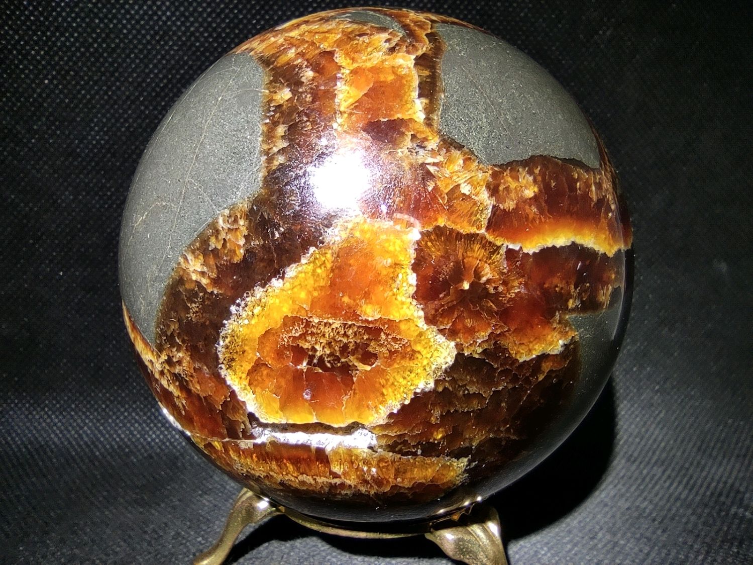 Шар из септарии в интернет-магазине Ярмарка Мастеров по цене 4800 ...