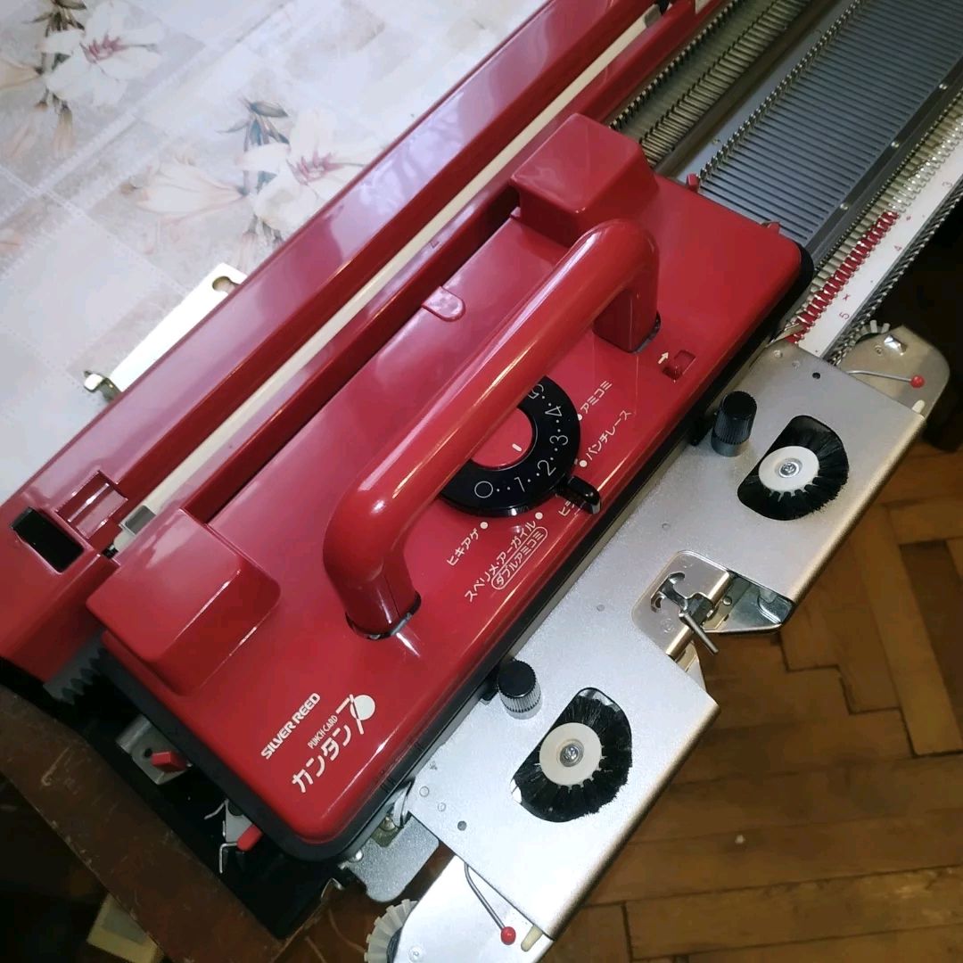 Японская вязальная машина Silver Reed SK700, 5 класс купить в интернет ...