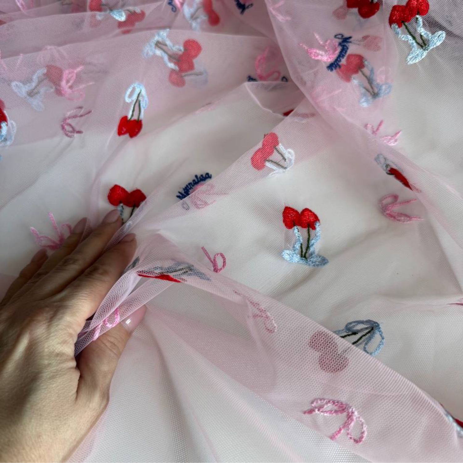 Сетка (фатин) с вышивкой Monnalisa купить в интернет-магазине Ярмарка ...