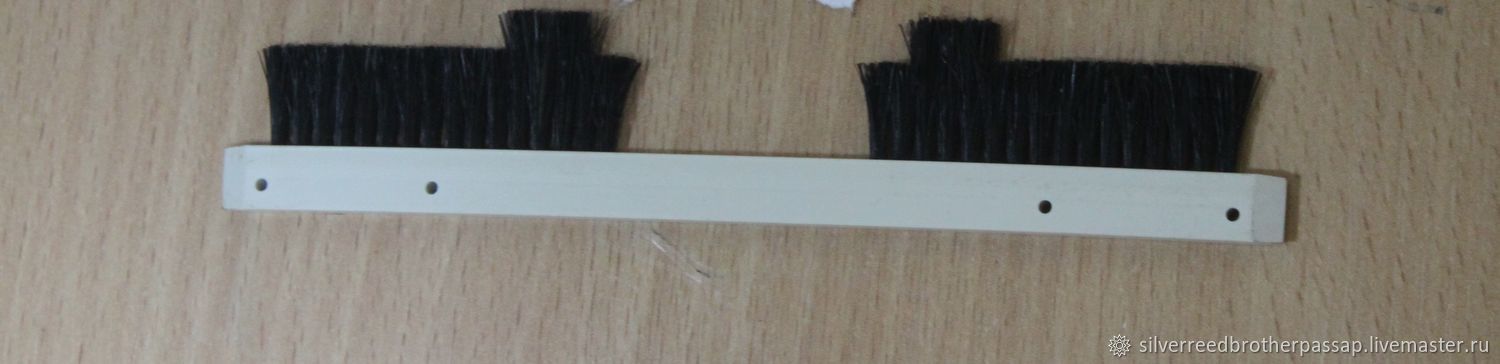Щетка длинная Япония для двухфонтурного мостика Silver Reed 5 класса в ...
