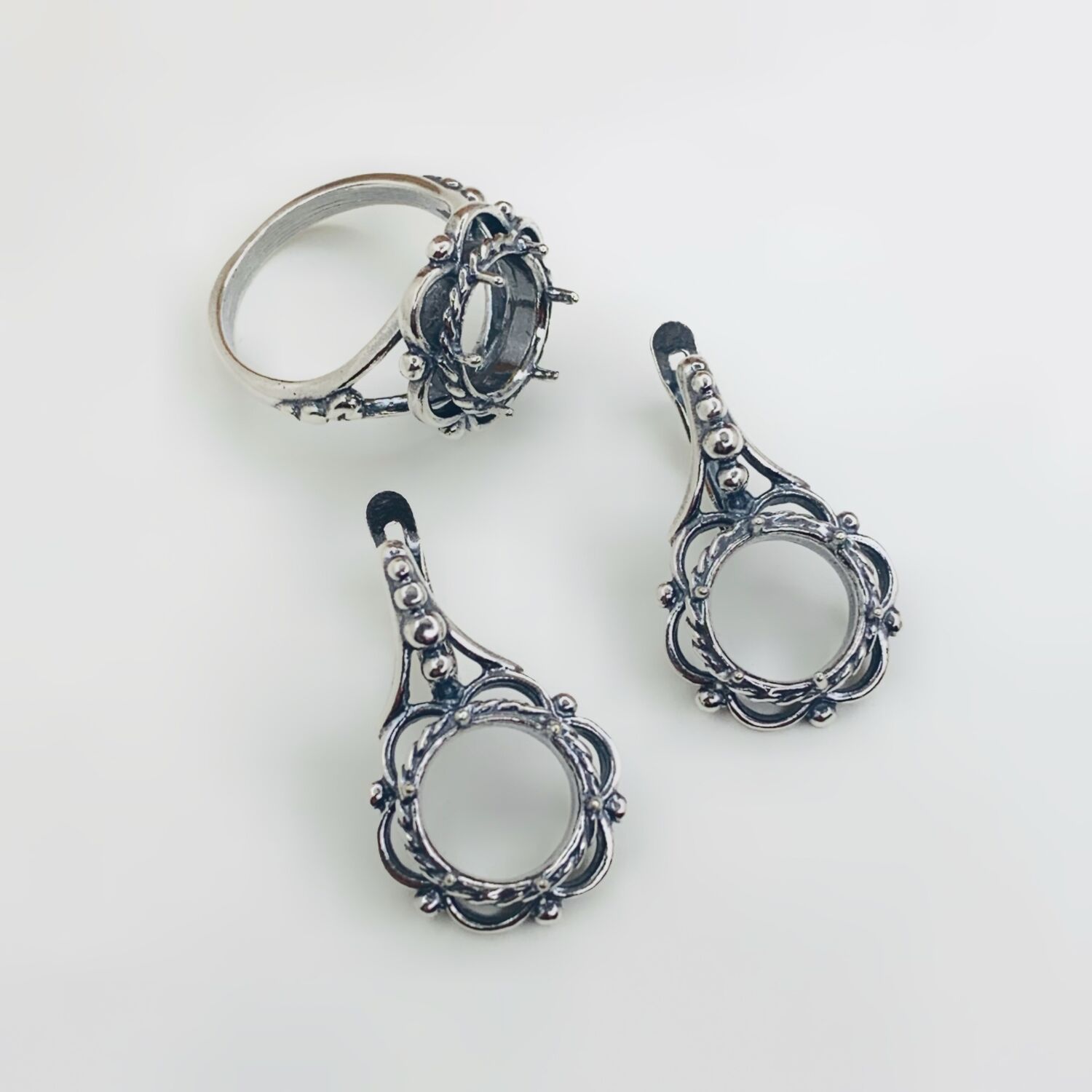 20504 фурнитура с покрытием серебра под вставку круг 10 мм на заказ в ...