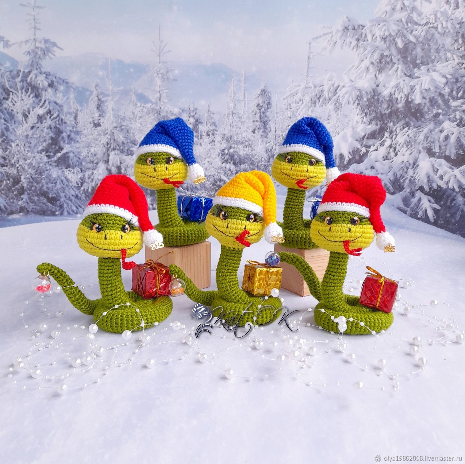 Новогодние сувениры: Змея. Вязаная змея. Символ года в интернет ...