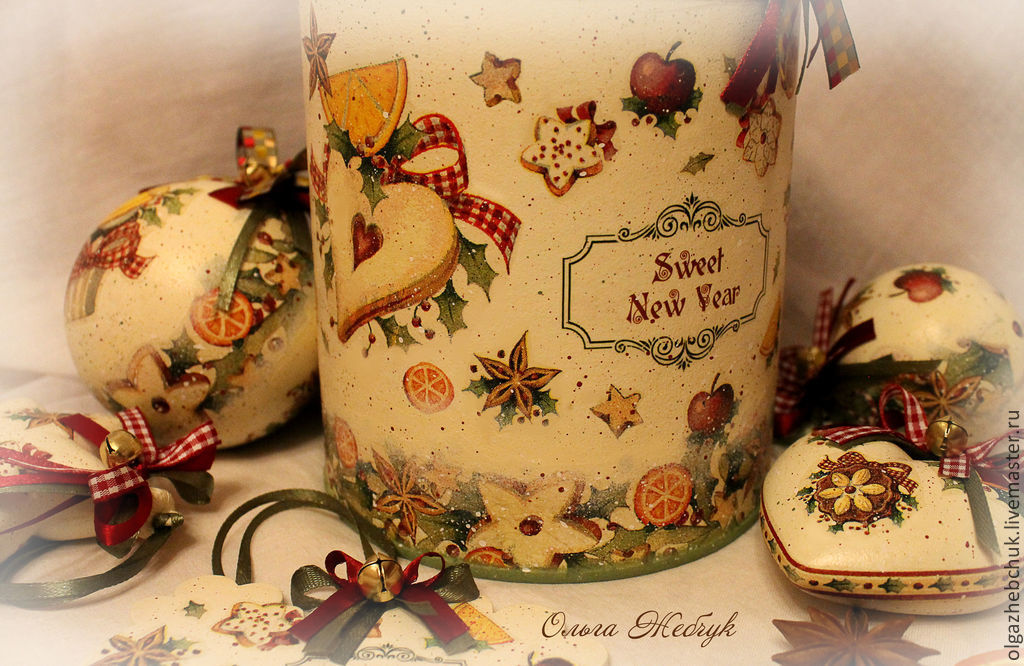 Купить Набор ёлочных игрушек в коробе " Сладкого Нового года " - белый