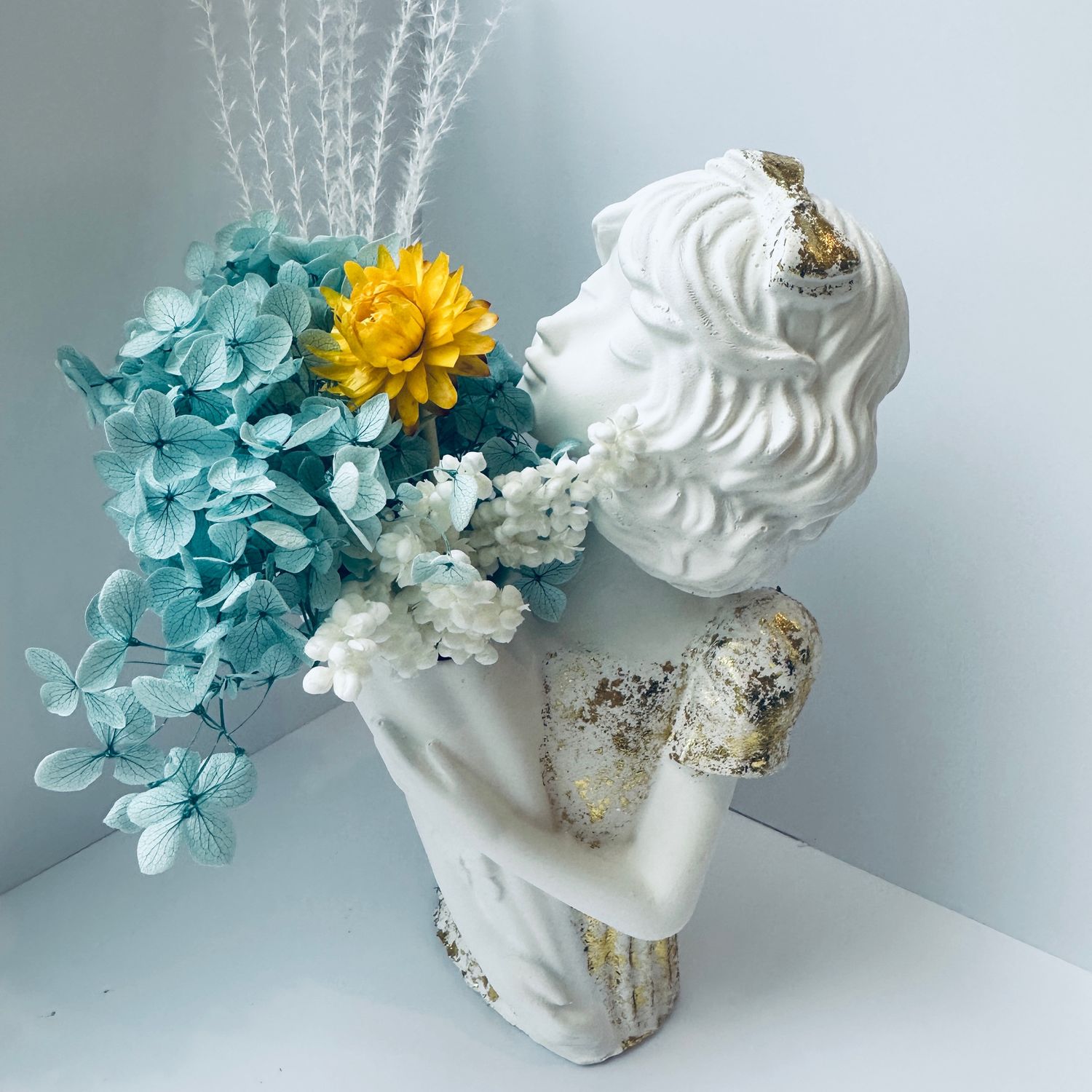 Кашпо со стабилизированными цветами в интернет-магазине на Ярмарке ...