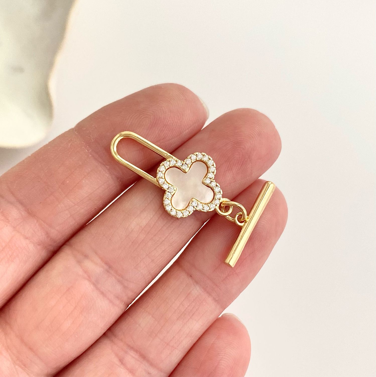 Замок тогл Клевер 12.5 * 24 мм, перламутр в интернет-магазине на ...