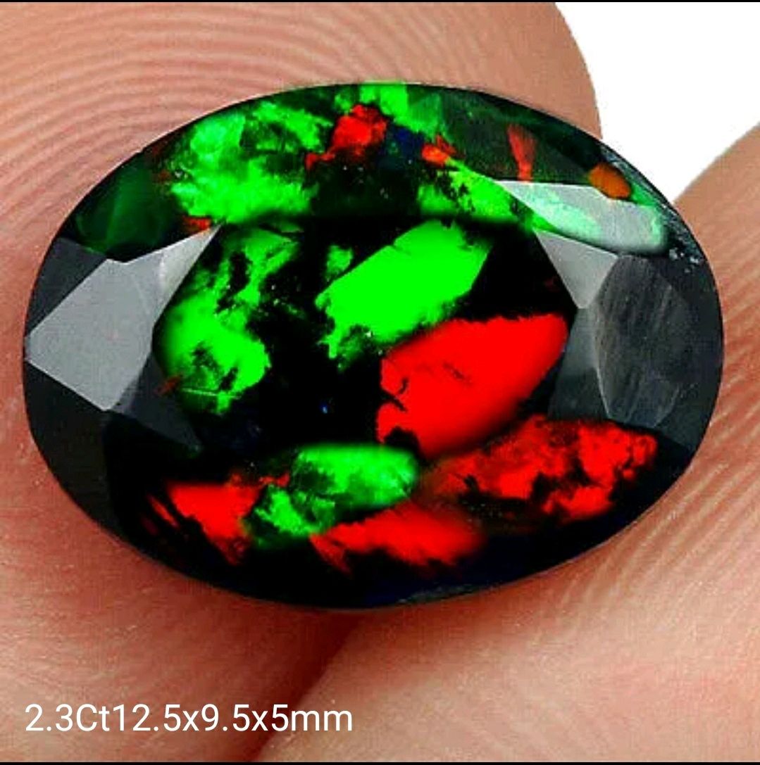 Натуральный черный эфиопский опал купить в интернет-магазине Ярмарка ...