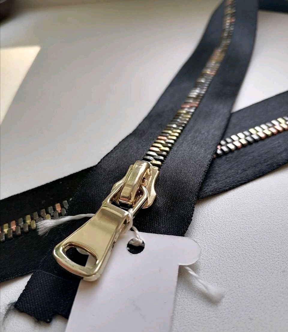 Молния металлическая тип 8 атласная лента чёрная, длина 80 см в ...