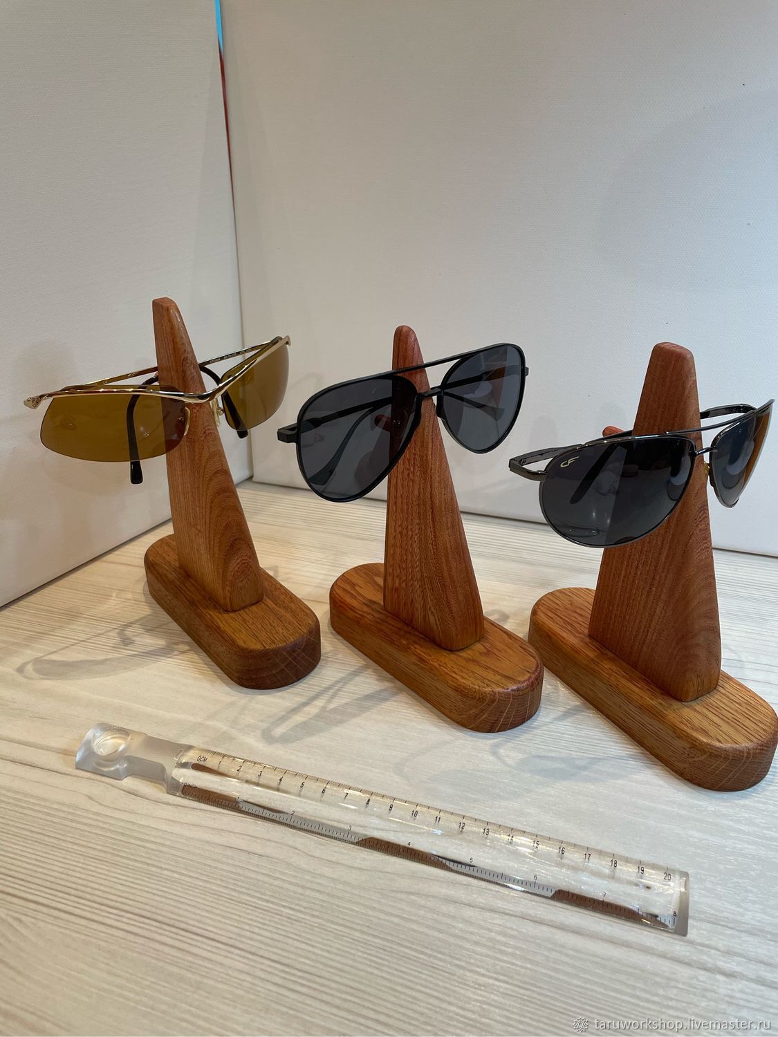 Подставка под очки в интернет-магазине Ярмарка Мастеров по цене 700 ...