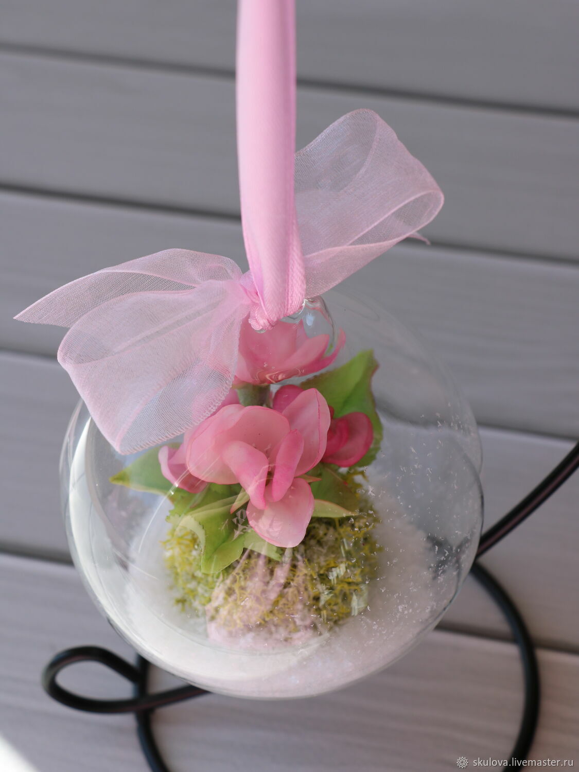 Шар стеклянный с цветущей яблоней из холодного фарфора на заказ в ...