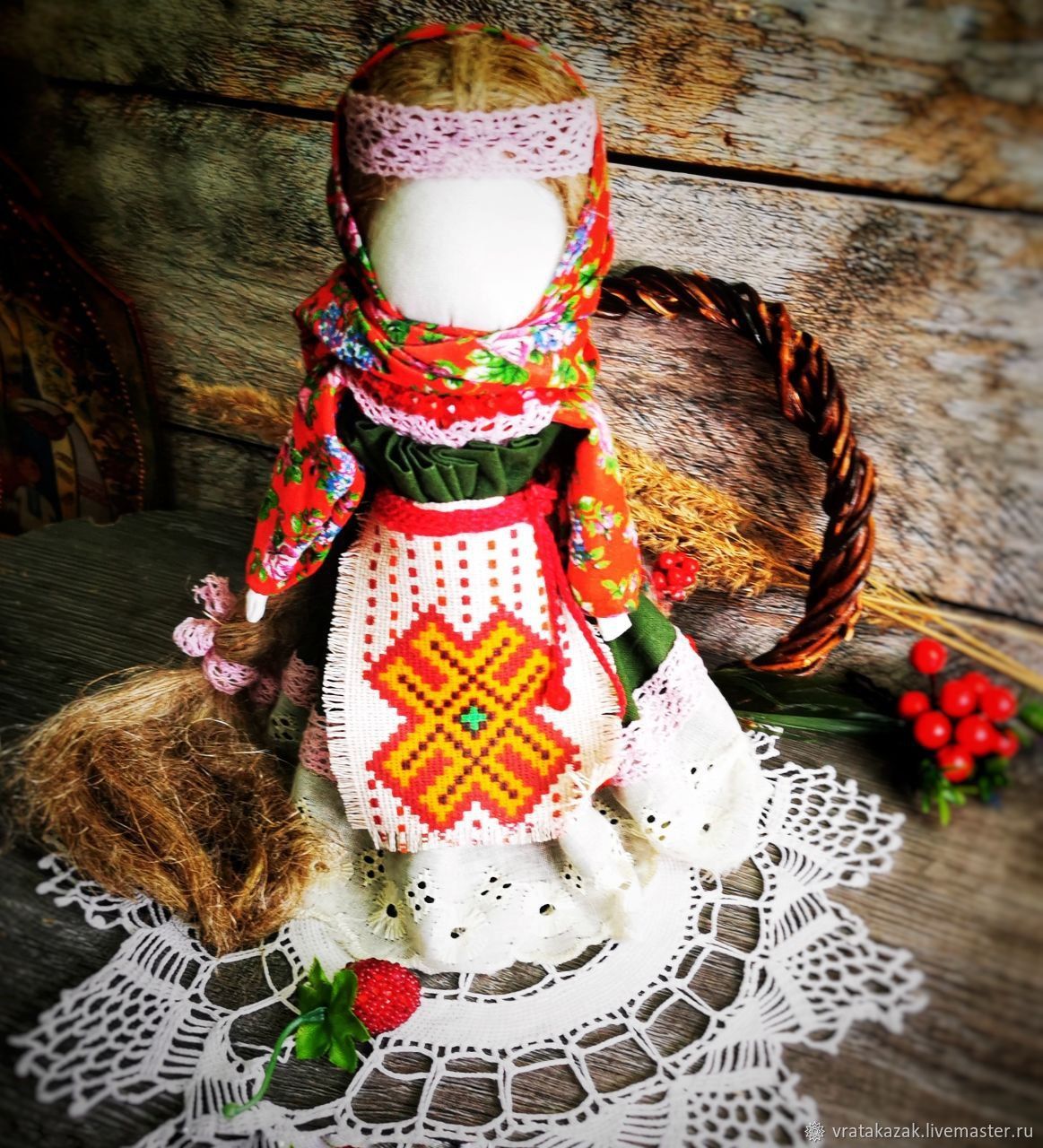 Народная обережная кукла Рябинка купить в интернет-магазине Ярмарка ...