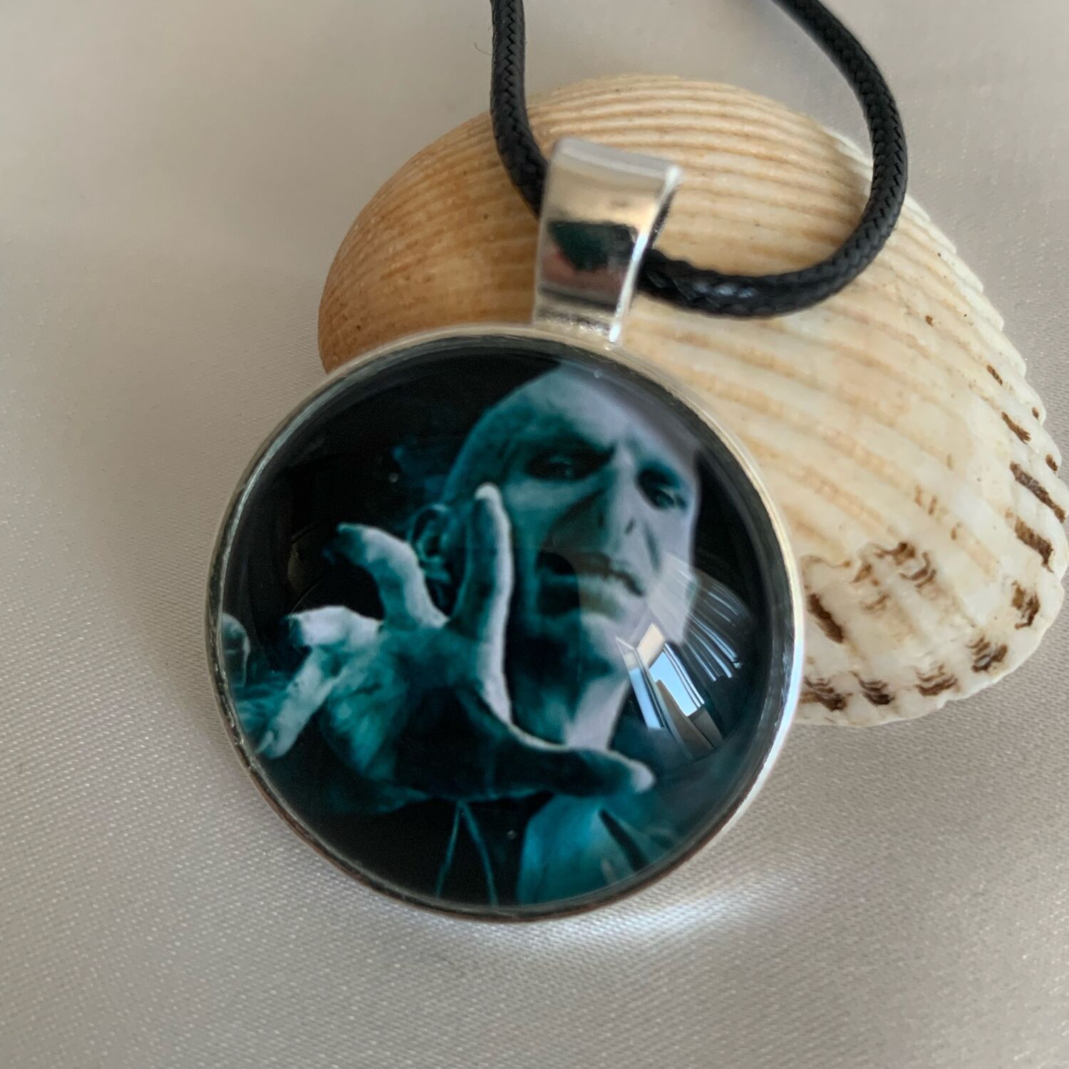 Кулон «Гарри Поттер. Волан-де-Морт», Harry Potter в интернет-магазине ...