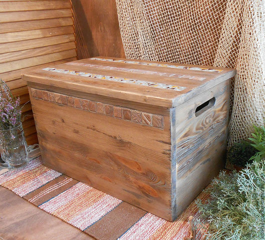 Купить Сундук деревянный с мозаикой из стекла и керамической плитки ...