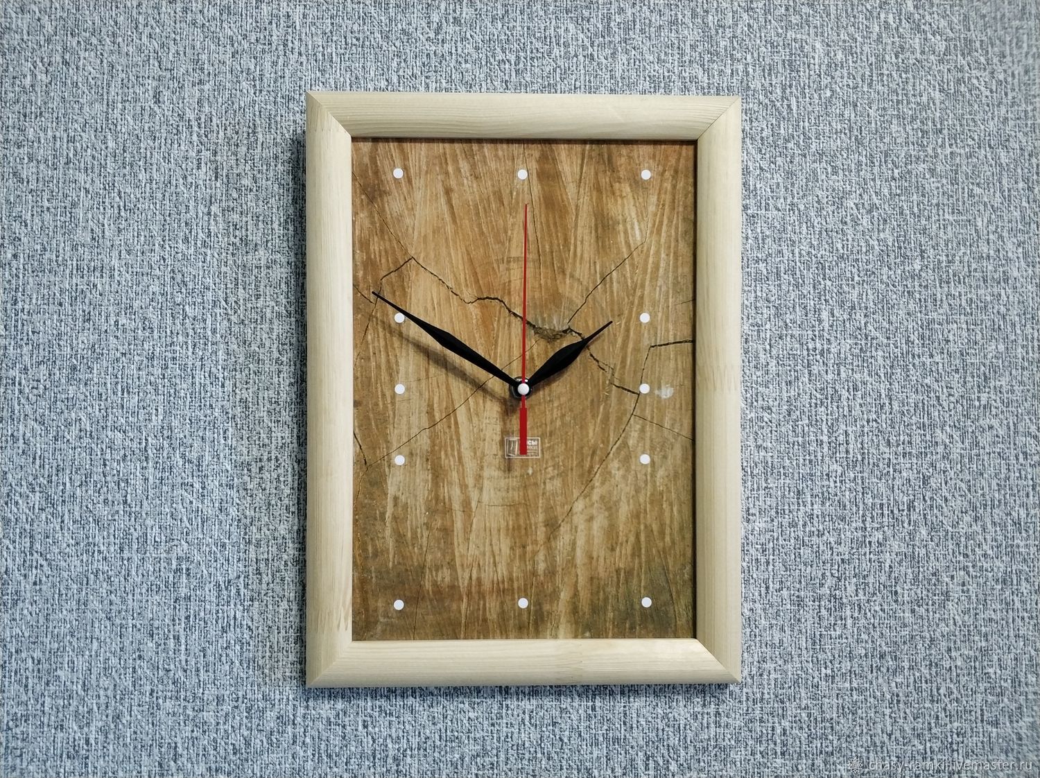 Настенные часы Eco - Wood – купить на Ярмарке Мастеров – OO0DQRU | Часы ...