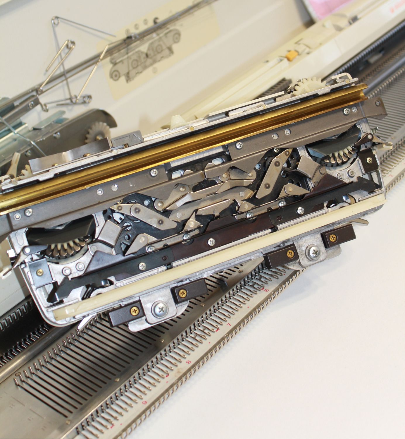 Silver Reed SK360, 5 кл. вязальная машина, как новая, Япония в интернет ...