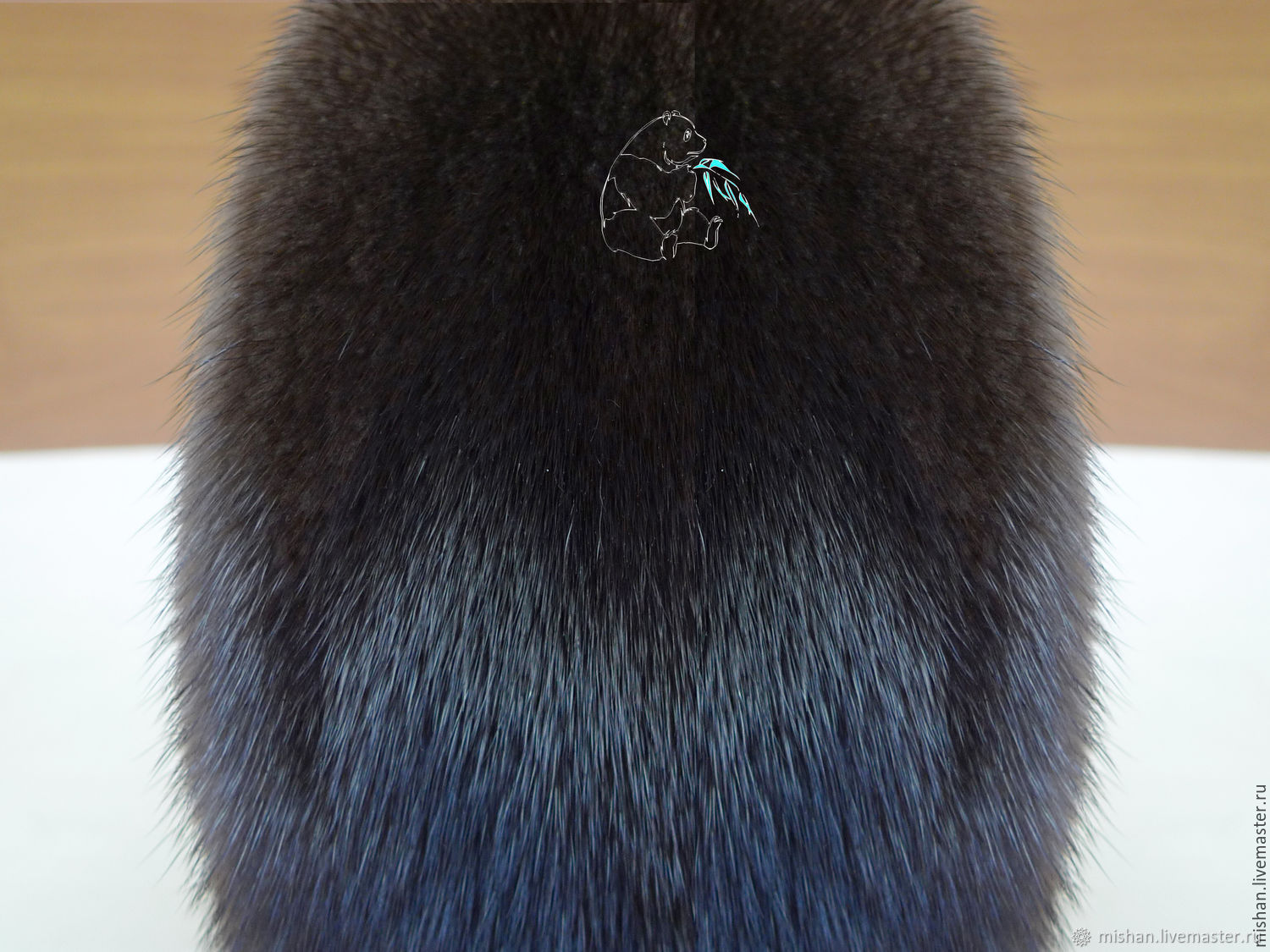 Skins Scandinavian mink. Color black, walnut, pastel, sapphire, etc ...