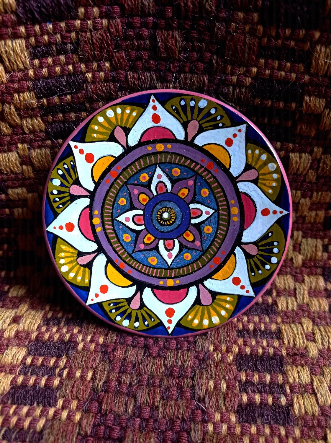 Тарелка Мандала деревянная в интернет-магазине Ярмарка Мастеров по цене ...