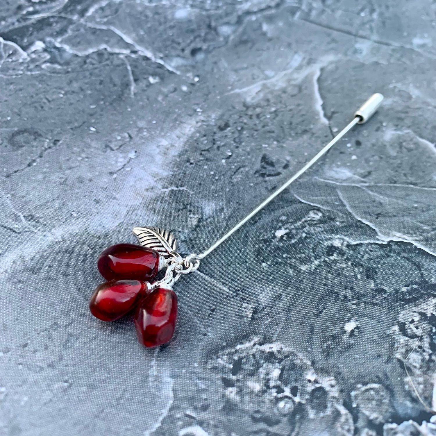 Брошь-игла ТРИ ГРАНАТА в интернет-магазине Ярмарка Мастеров по цене ...