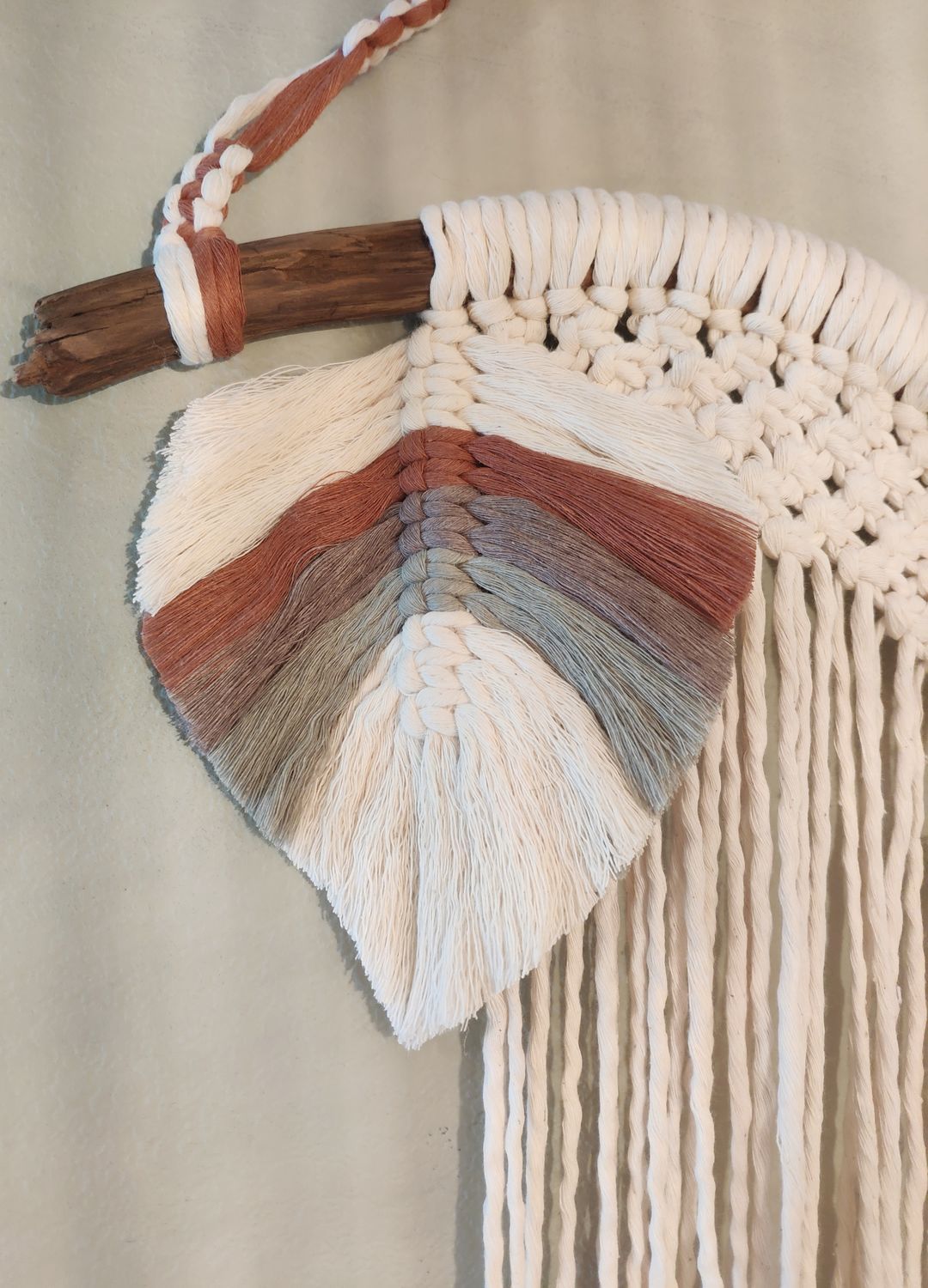 Панно макраме "Лист" в интернет-магазине на Ярмарке Мастеров | Ловцы ...