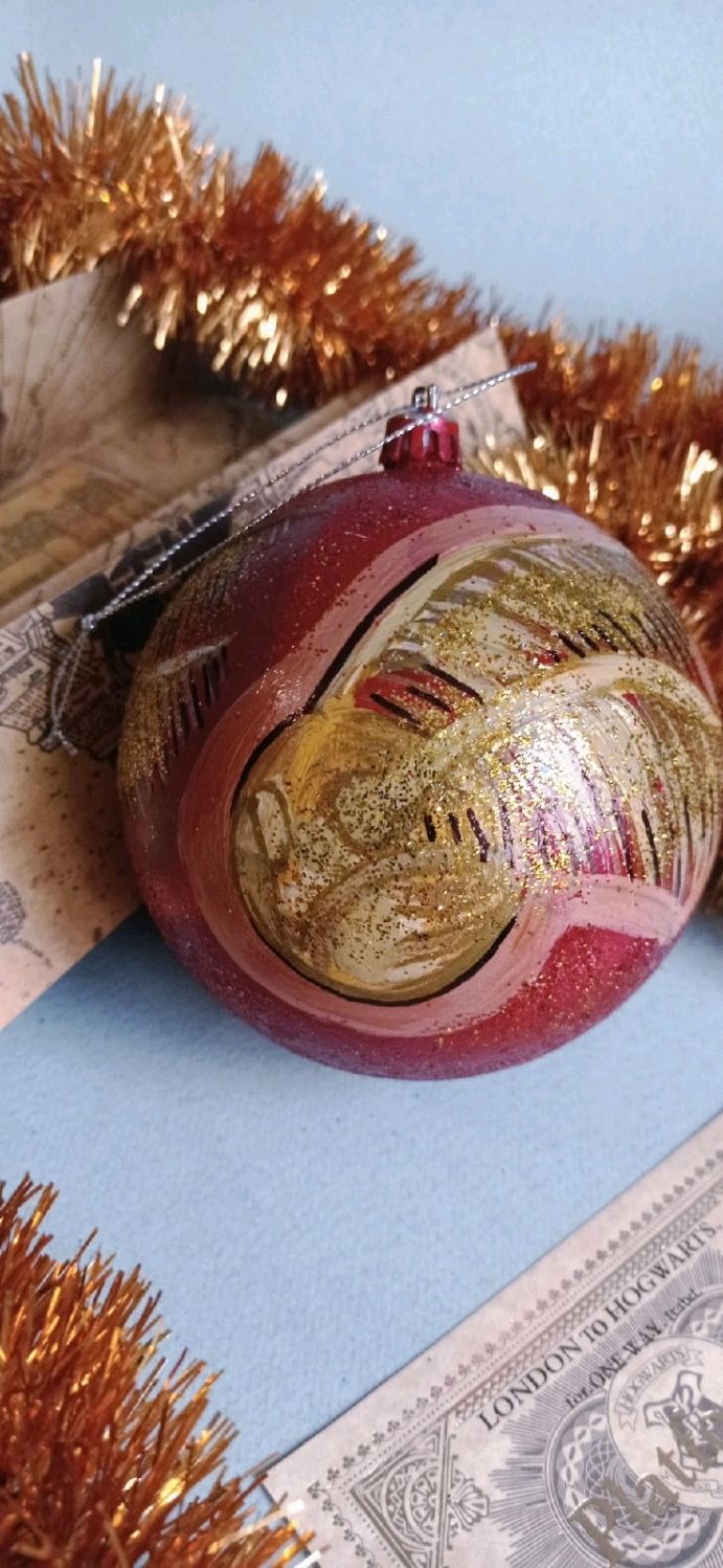 Новогодний шар "Золотой снитч" в интернет-магазине на Ярмарке Мастеров ...