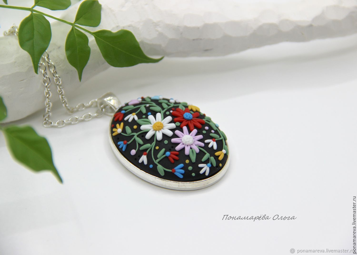 Кулон. Цветочная сказка на заказ в интернет-магазине Ярмарка Мастеров ...