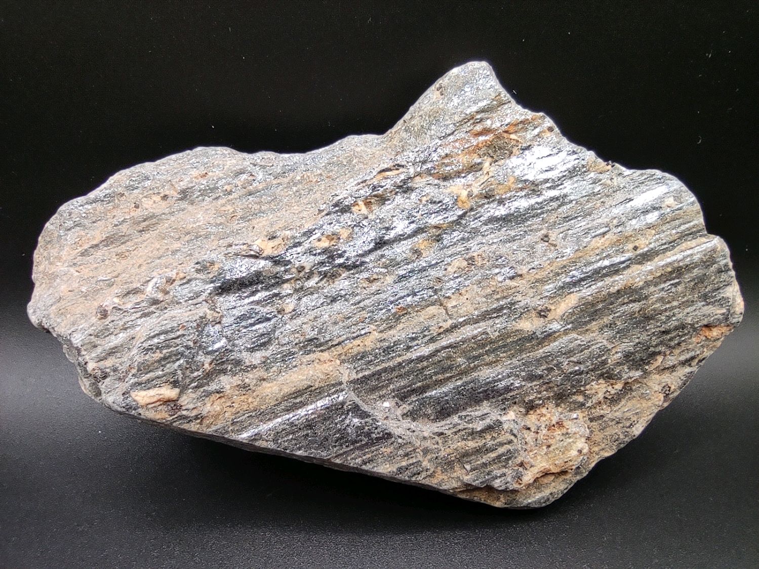 Уткинит в интернет-магазине Ярмарка Мастеров по цене 1100 ₽ – WPH6YRU | Камни, Екатеринбург ...