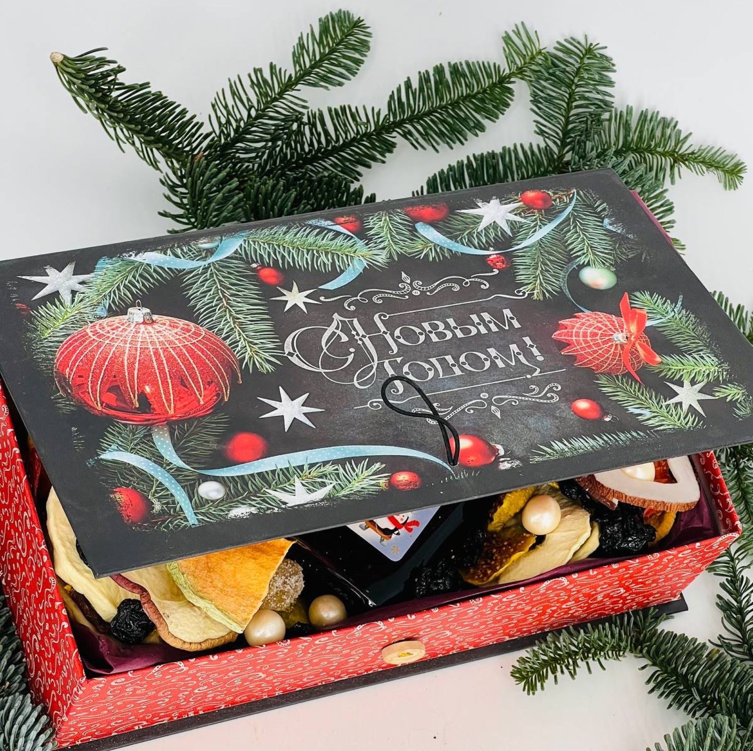 Подарок из полезных сладостей на Новый год купить в интернет-магазине ...